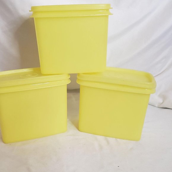 Tupperware | Kitchen | Vintage Tupperware Yellow Rectangle With Lids ...